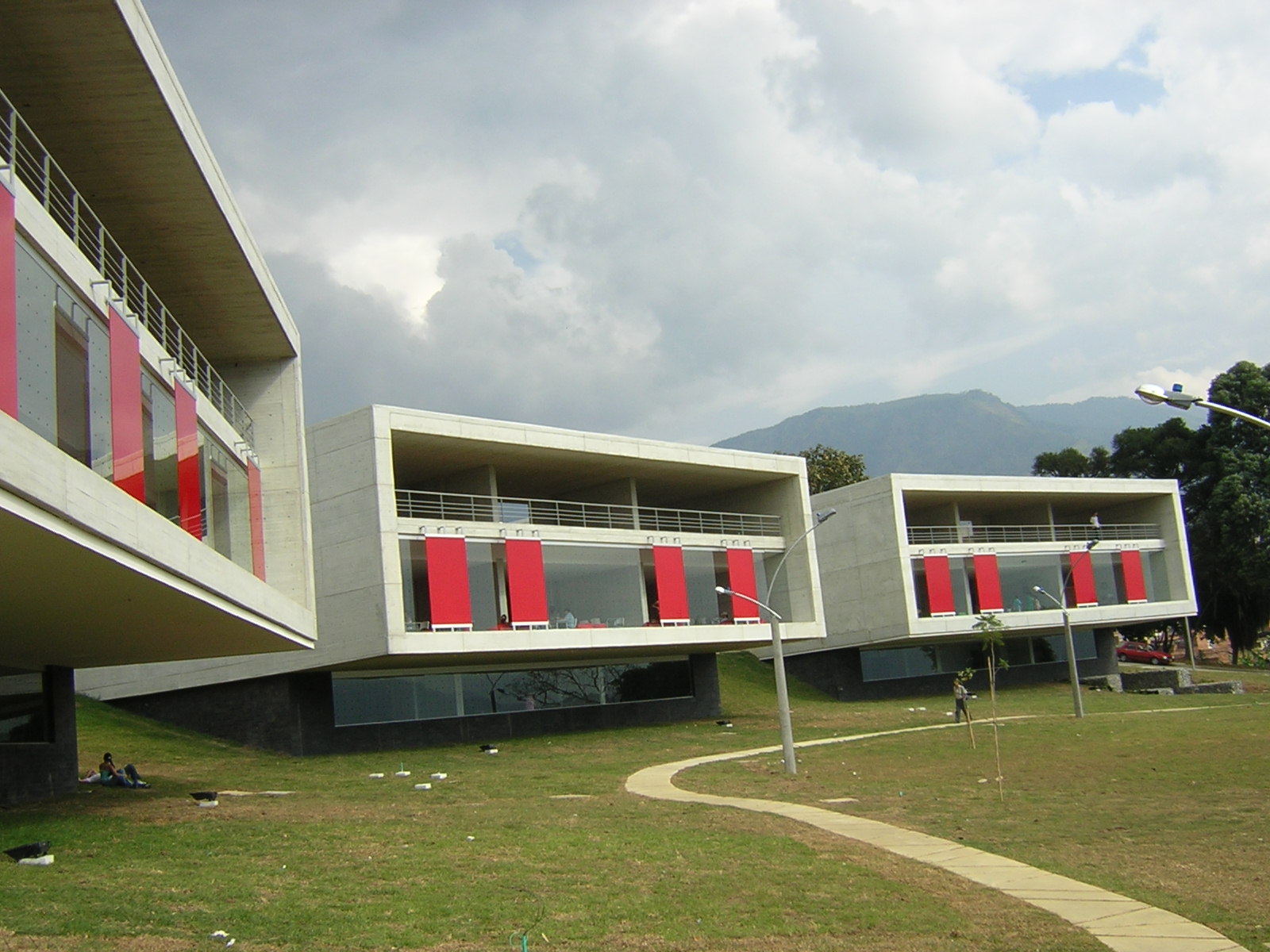 Parques bibliotecas de Medellín, lugares que transforman el espacio ...